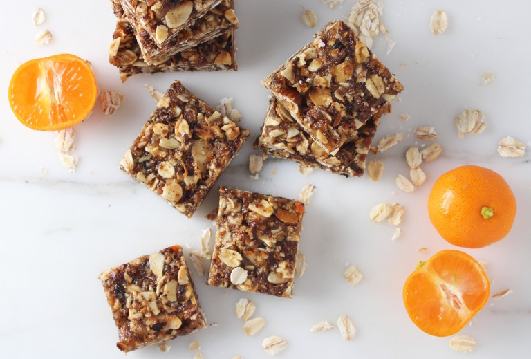 Almond, Date & Orange Granola Bars | #site_title